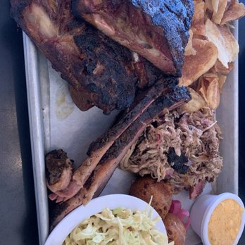 THE IMPROPER PIG - Updated July 2025 - 304 Photos & 282 Reviews - 204 ...