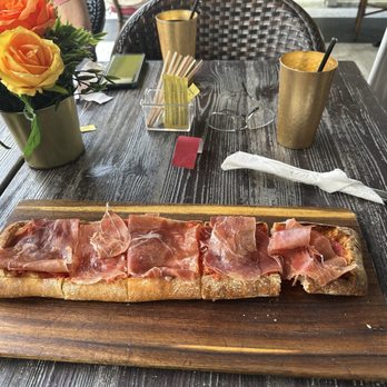 TAPELIA - Updated January 2026 - 843 Photos & 655 Reviews - 551 Lincoln ...