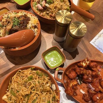 SIMPLY SOUTH - Updated December 2025 - 21 Photos - 2901 Markham Road ...