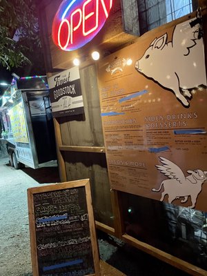 Austin ROLLIN SMOKE BBQ - Updated November 2024 - 489 Photos & 378 ...