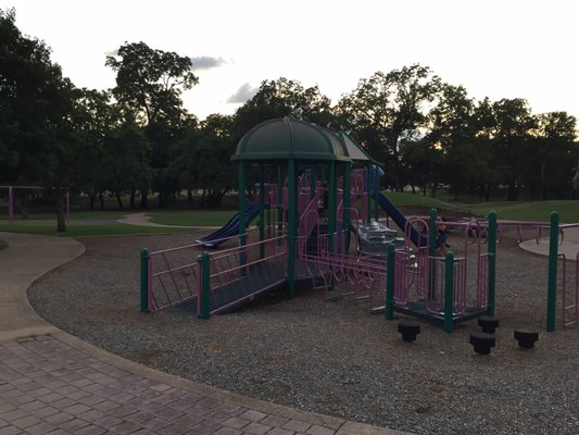 ORAN GOOD PARK - 22 Photos - 13401 Tom Field, Farmers Branch, Texas ...