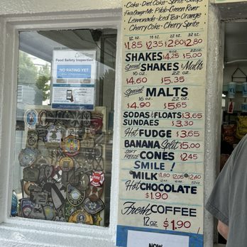 PICK-QUICK DRIVE IN - Updated April 2025 - 365 Photos & 418 Reviews ...