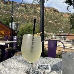 ROOFTOP TAVERN - Updated April 2025 - 165 Photos & 152 Reviews - 215 ...