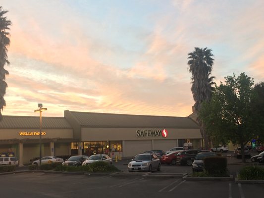 SAFEWAY - 77 Photos & 139 Reviews - 639 S Bernardo Ave, Sunnyvale ...