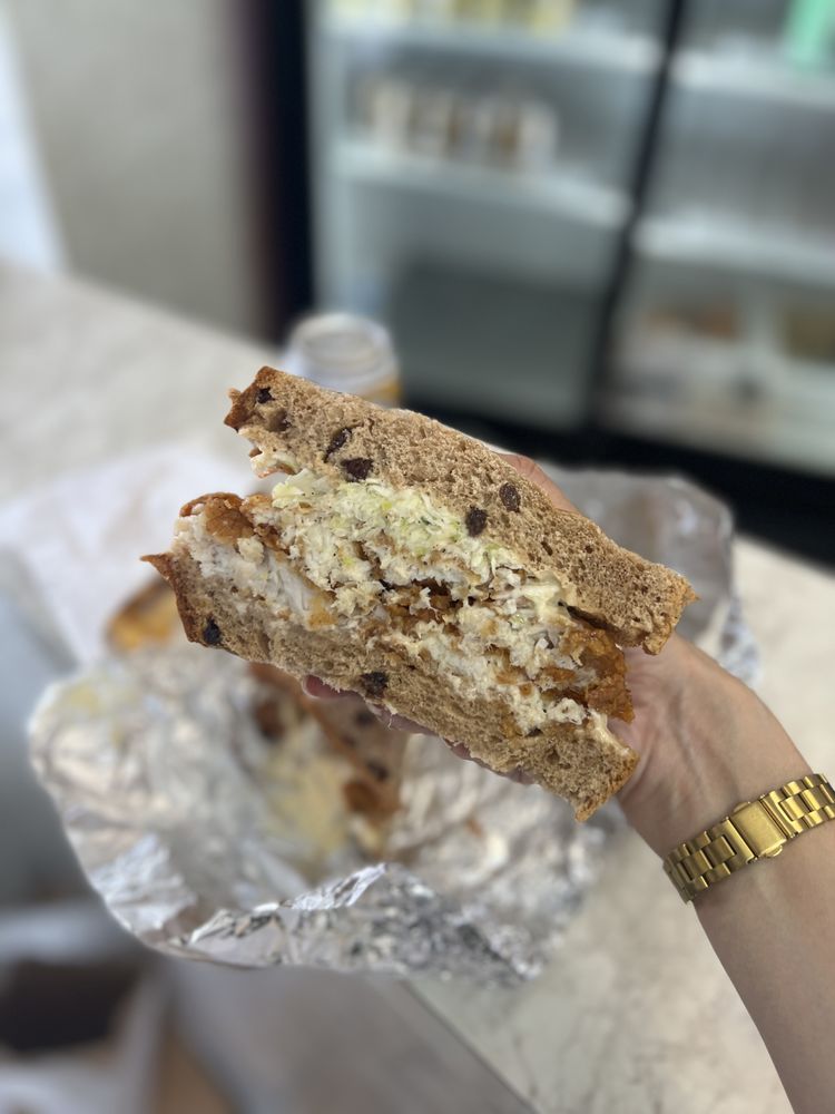 ART MEL’S SPICY AND DICY - Updated December 2025 - 9 St Monica's Road ...