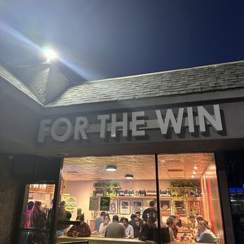 FOR THE WIN - 519 Photos & 845 Reviews - 6221 Franklin Ave, Los Angeles ...