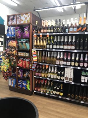 NAVARRO DISCOUNT PHARMACY - Updated January 2025 - 25 Photos - 16801 NW ...