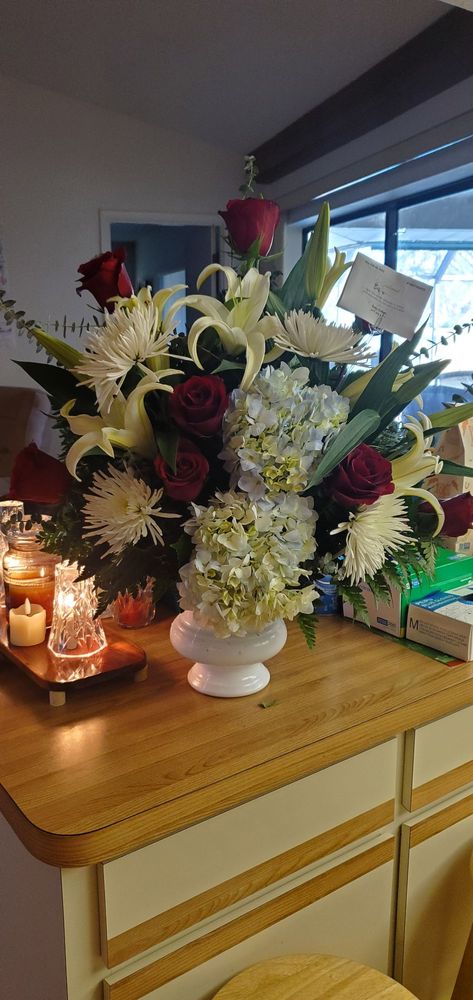 TALLEVAST FLORIST - Updated December 2025 - 3649 Tallevast Rd, Sarasota ...