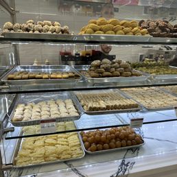 FARHAT SWEETS - Updated October 2025 - 35 Photos & 21 Reviews - 13941 ...