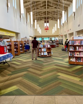 POWAY BRANCH LIBRARY - Updated April 2025 - 133 Photos & 42 Reviews ...