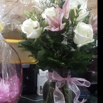 DEE’S FLOWERS - Updated October 2025 - 64 Photos & 90 Reviews - 5212 ...