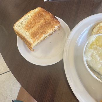 RUSTY POT CAFÉ - Updated April 2025 - 746 Photos & 945 Reviews - 324 S ...