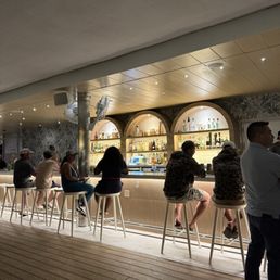 THE SHORELY - Updated January 2026 - 163 Photos & 73 Reviews - 849 ...