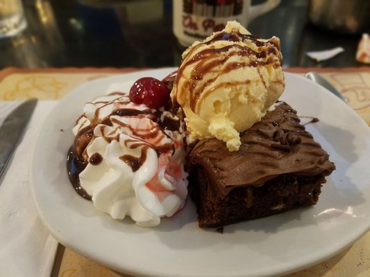 ON PARADE DINER - 142 Photos & 189 Reviews - Diners - 7980 Jericho Tpke ...