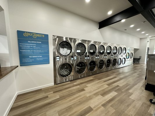 HOLY SHEETS LAUNDROMAT - Updated December 2025 - 18 Photos - 1743 N ...