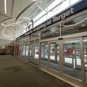 TARGET - Updated June 2025 - 282 Photos & 215 Reviews - 40 W 225th St ...