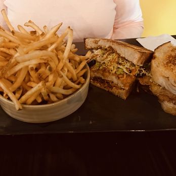 BIRDIE’S - Updated January 2026 - 39 Photos & 26 Reviews - 1300 S ...