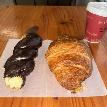 DANNYS DONUT SHOP - Updated May 2025 - 33 Photos & 38 Reviews - 1365 N ...