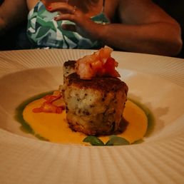 ATRIA - Updated December 2025 - 202 Photos & 298 Reviews - 137 Main St ...