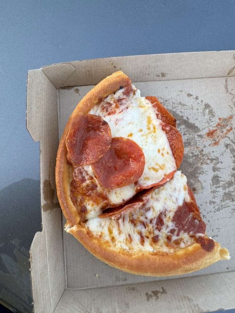 PIZZA HUT - Updated January 2026 - 13 Reviews - 858 Middle Country Rd ...