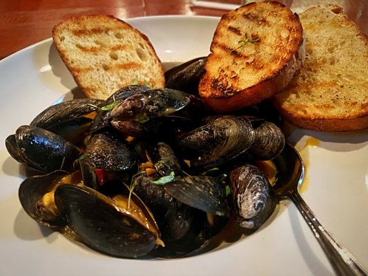 DOWNTOWN KITCHEN - Updated June 2026 - 130 Photos & 258 Reviews - 140 E ...