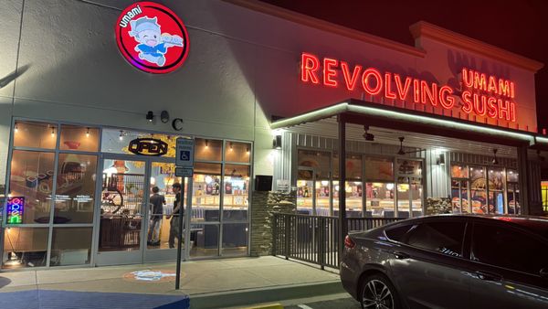 UMAMI REVOLVING SUSHI - Updated December 2024 - 37 Photos & 17 Reviews ...