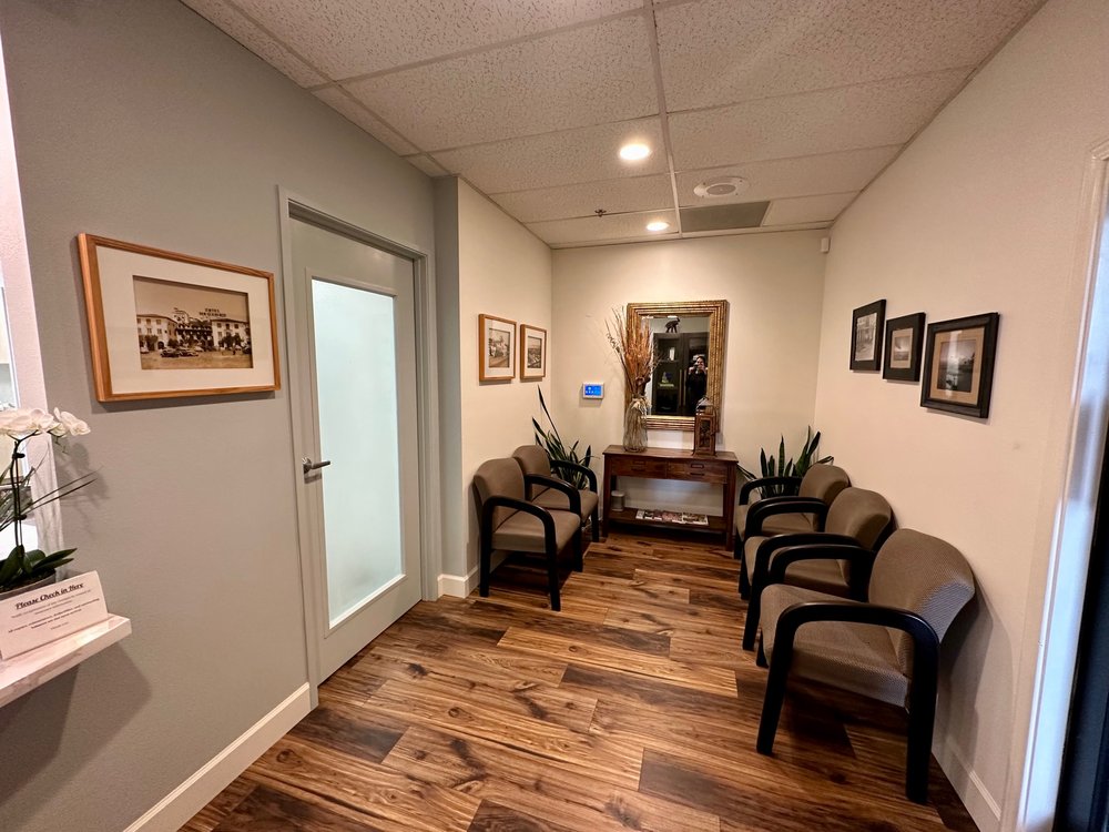 JAMES R JOHNSON, MD - Updated October 2025 - 24 Reviews - 665 Camino De ...