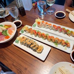 MOMIJI SLU - Updated February 2025 - 524 Photos & 221 Reviews - 731 ...