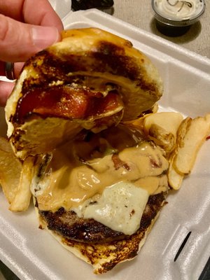 THE PUB AT TWO MILE CORNER - Updated August 2024 - 54 Photos & 83 ...