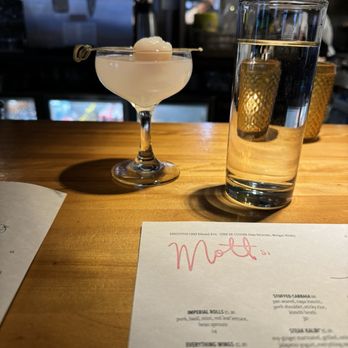 MOTT ST - Updated July 2024 - 1863 Photos & 1028 Reviews - 1401 N ...