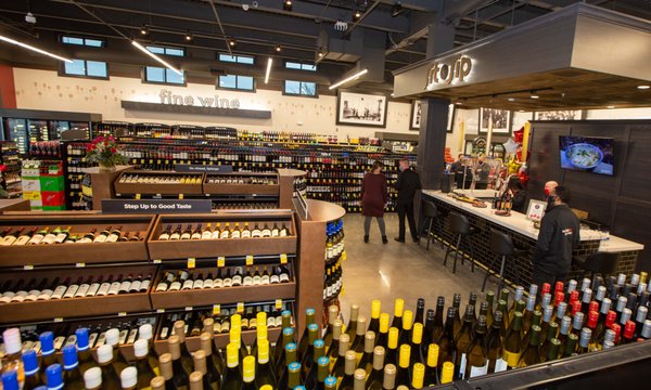 CUB WINE & SPIRITS - MAPLEWOOD - Updated October 2025 - 100 W County Rd ...