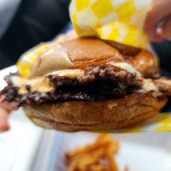 CRISPY BURGER - Updated November 2024 - 581 Photos & 784 Reviews - 905 ...