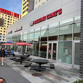 RAISING CANE’S - Updated May 2025 - 30 Photos & 38 Reviews - 1717 N ...
