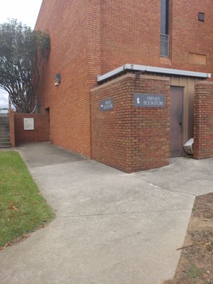 HOMEWOOD PUBLIC LIBRARY - Updated September 2025 - 23 Photos & 10 ...