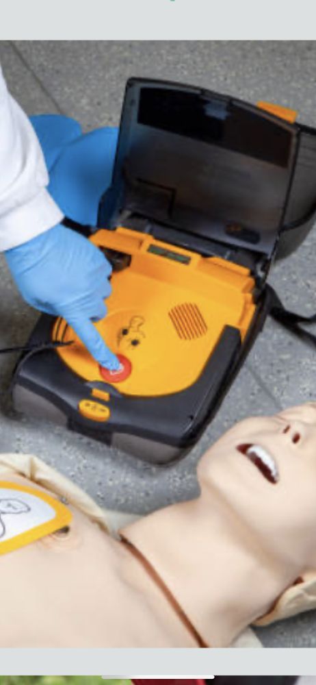 LIFE BEAT EMERGENCY TEAM - Updated March 2025 - 1 E Erie St, Chicago ...