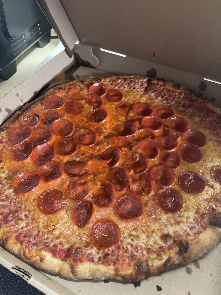 RENZO’S PIZZA - Updated July 2025 - 197 Essex St, Swampscott ...