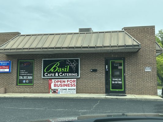 BASIL CAFE & CATERING - 56 Photos & 13 Reviews - 215 E Lexington Ave ...