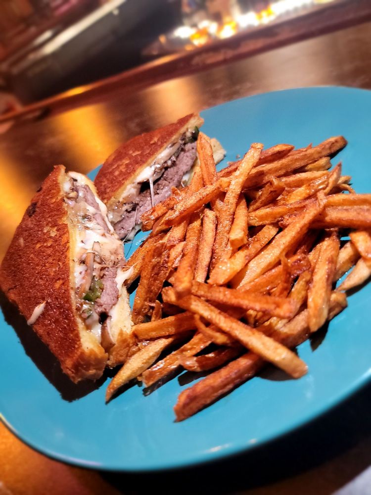 DRINX BAR & GRILL - Updated October 2025 - 24 Photos & 13 Reviews - 370 ...