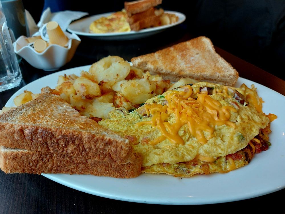 BOCA BRUNCH - Updated December 2025 - 26 Photos - 488 Cosburn Avenue ...