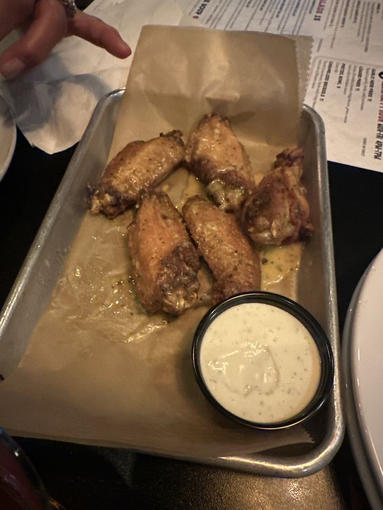 SHAKERS BAR & GRILL - Updated April 2025 - 520 Photos & 234 Reviews ...