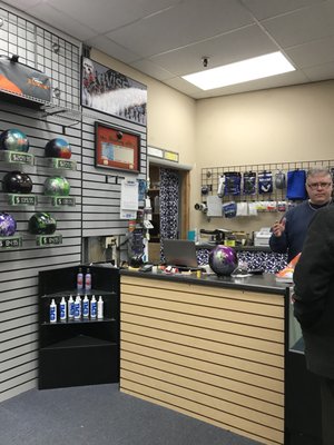 SPROUL LANES - 16 Photos & 24 Reviews - 745 W Sproul Rd, Springfield ...