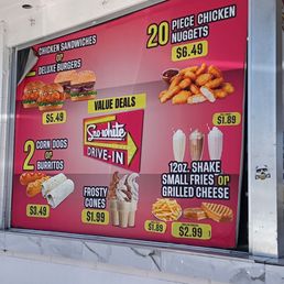 SNO-WHITE DRIVE IN - Updated January 2026 - 176 Photos & 226 Reviews ...