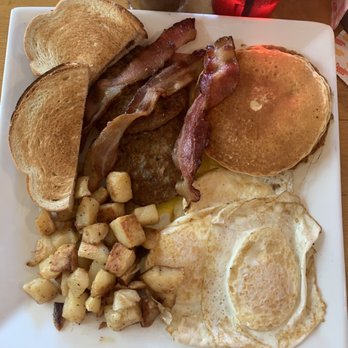 HANGAR 12 - 100 Photos & 133 Reviews - 265 Fruit St, Mansfield ...