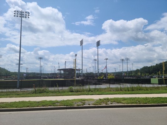 LAKEPOINT SPORTS - Updated August 2024 - 30 Photos & 24 Reviews - 261 ...