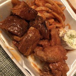 KIM’S WINGS - 45 Photos & 61 Reviews - 14909 Saint Clair Ave, Cleveland ...