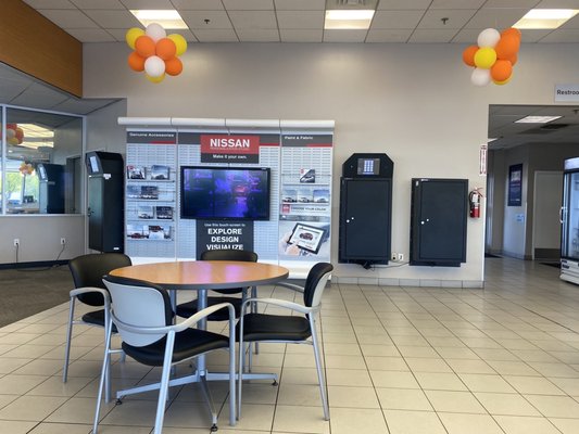 AUTONATION NISSAN TEMPE - Updated January 2026 - 77 Photos & 376 ...