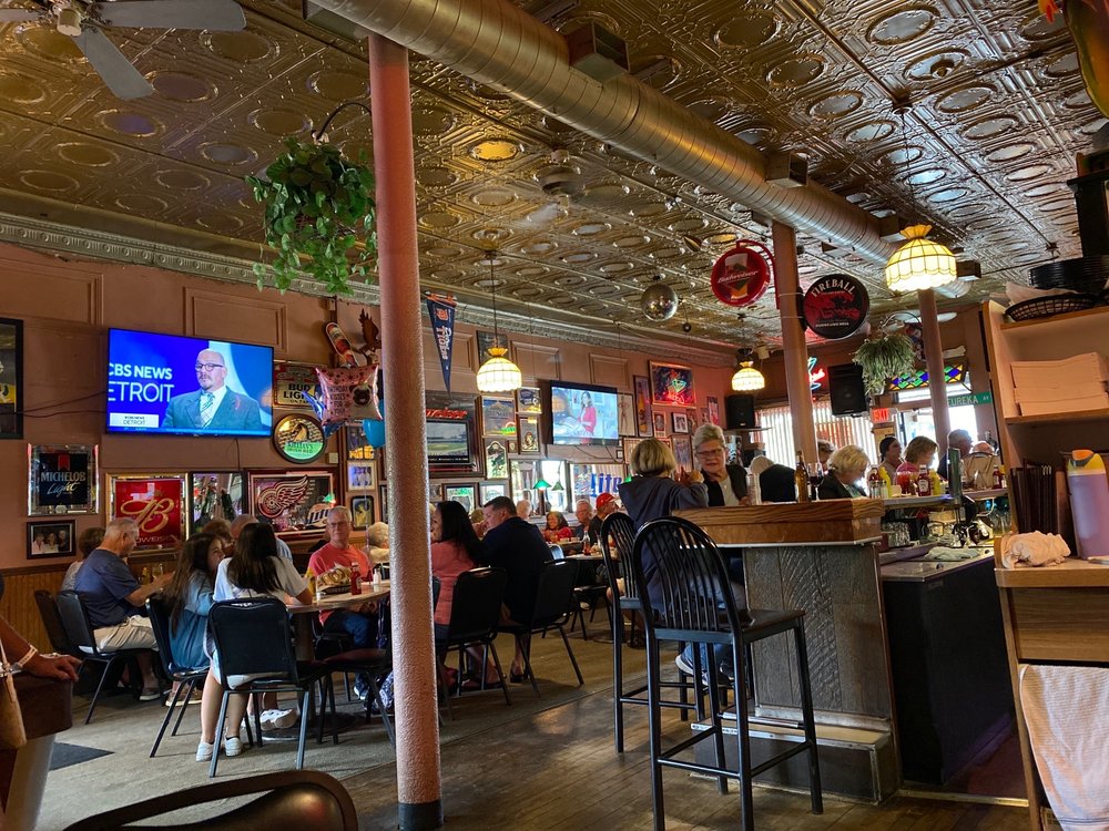 PRUSH’S BAR & GRILL - 24 Photos & 38 Reviews - 1212 Eureka St ...