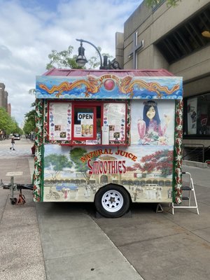 FRESH COOL DRINKS - 29 Photos & 40 Reviews - 704-712 State St, Madison ...