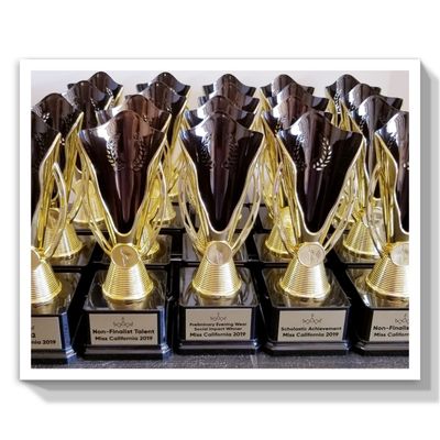 CALIFORNIA TROPHY - Updated February 2025 - 67 Photos - 6686 E Simpson ...