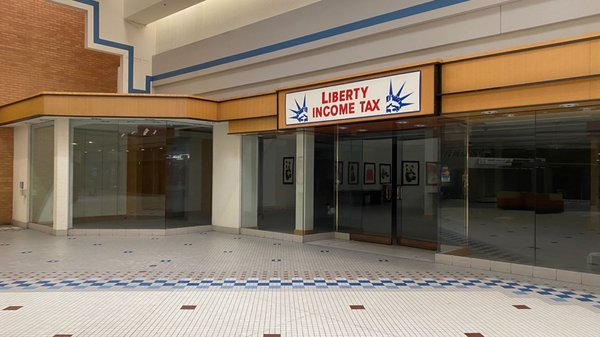 ENFIELD SQUARE - Updated March 2025 - 122 Photos & 37 Reviews - 90 Elm ...